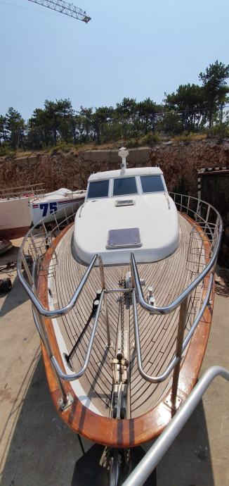MOTORNA JAHTA 14M 2*VP TAMD63