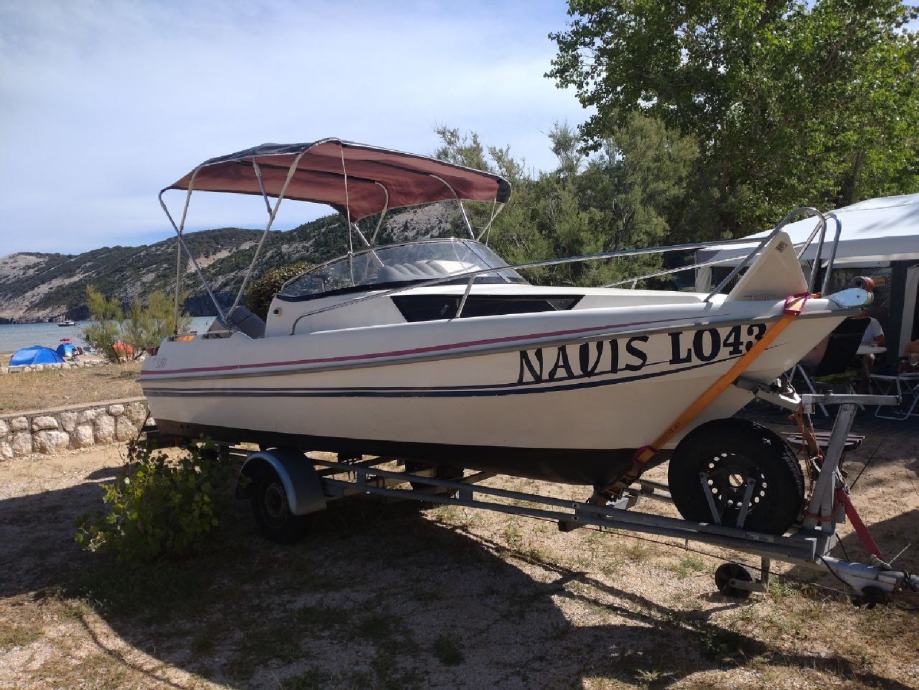 Motorni brod Nautimo 580