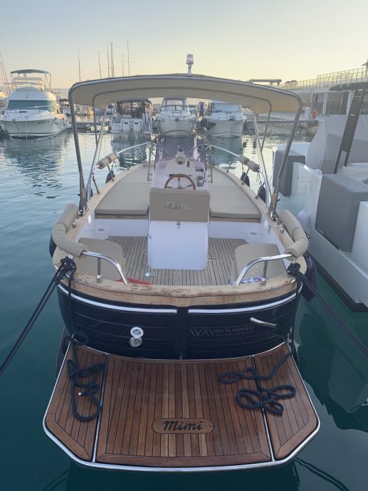 Motorni gliser Gozzo Mimi Libeccio 7 - Demo plovilo