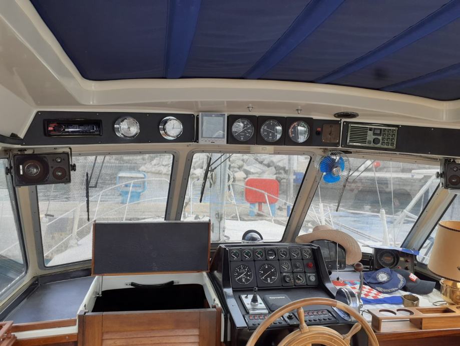 PRILIKA - motorsailer Saga 35 - NOVOUREĐEN!!