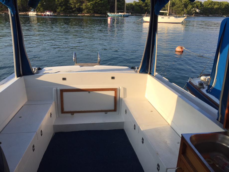 Prodajem Adria Adriatic 790