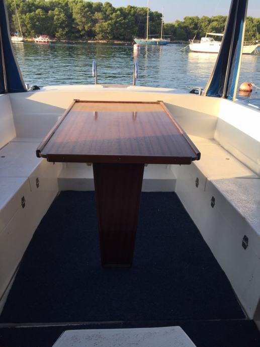 Prodajem Adria Adriatic 790