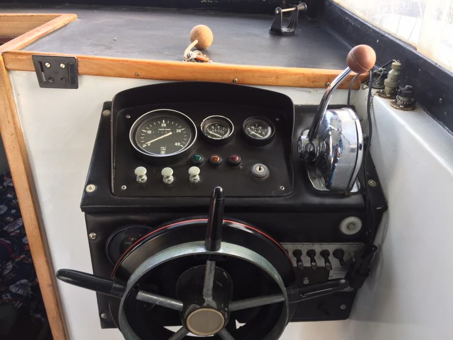 Prodajem Adria Adriatic 790