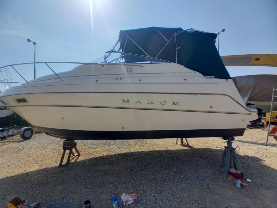 Prodajem Maxum 23 sc