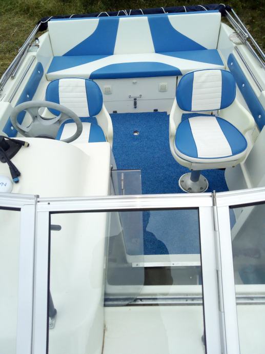 PRODAJEM QUICKSILVER FLAMINGO 620