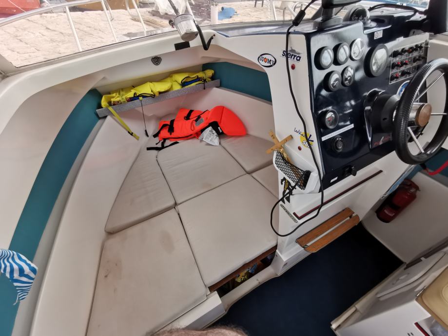 Prodajem Rio Cabin Fish 600