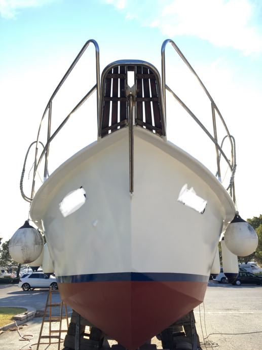 Barka-brod-camac-UGODNO