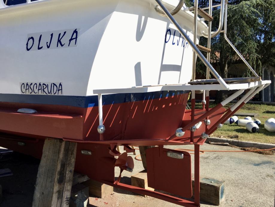 Barka-brod-camac-UGODNO