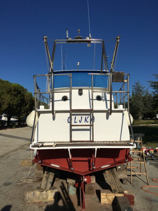 Barka-brod-camac-UGODNO