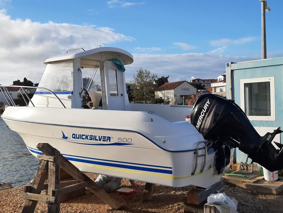 QUICKSILVER 500 PILOTHOUSE