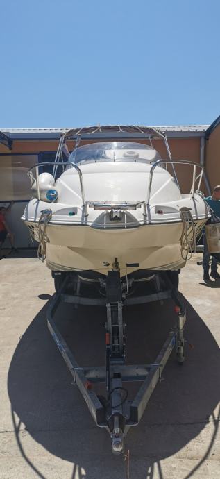 Quicksilver 510 cruiser sa trailerom