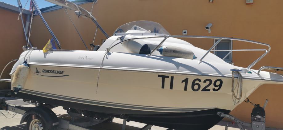 Quicksilver 510 cruiser sa trailerom