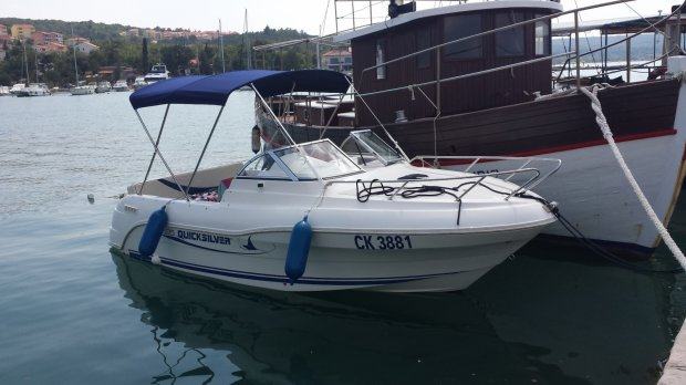Quicksilver 625 Cabin Cruiser (vožen samo 3 sezone)