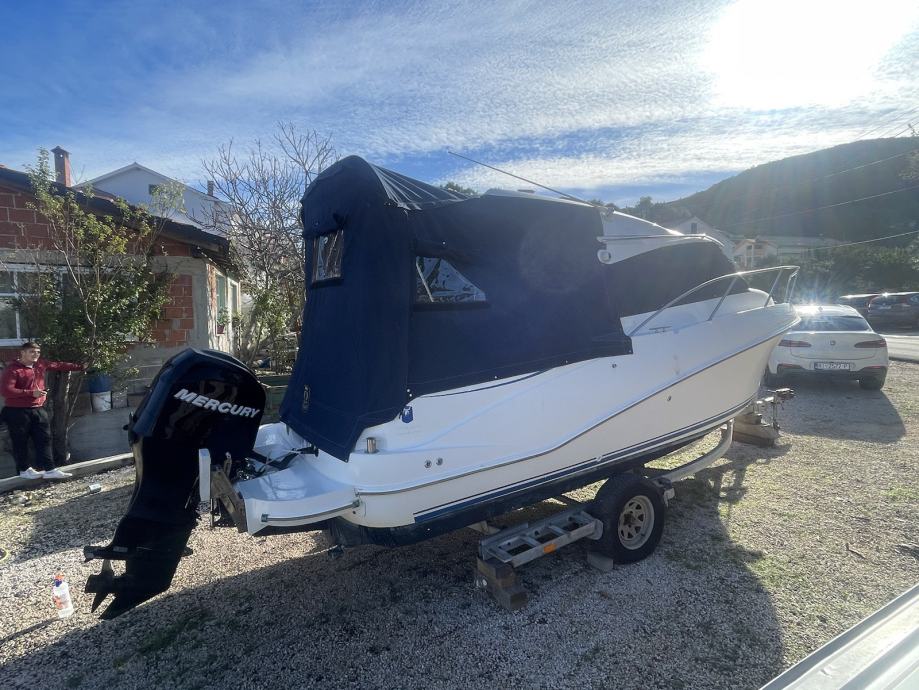 Quicksilver 640 Weekend