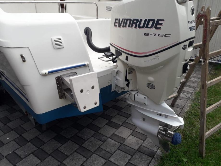 Quicksilver 650 Weekend