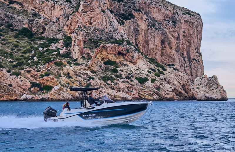 QUICKSILVER ACTIV 805 OPEN