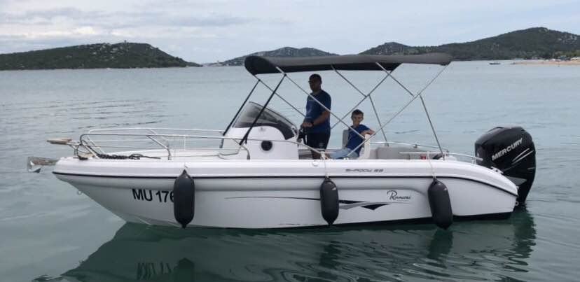 Ranieri Shadow 22 + Mercury 225 KS, novo, full oprema