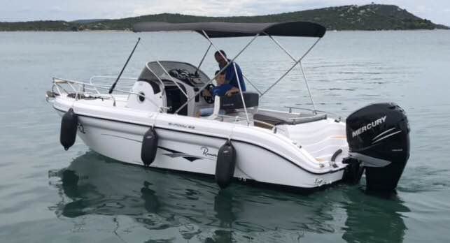 Ranieri Shadow 22 + Mercury 225 KS, novo, full oprema