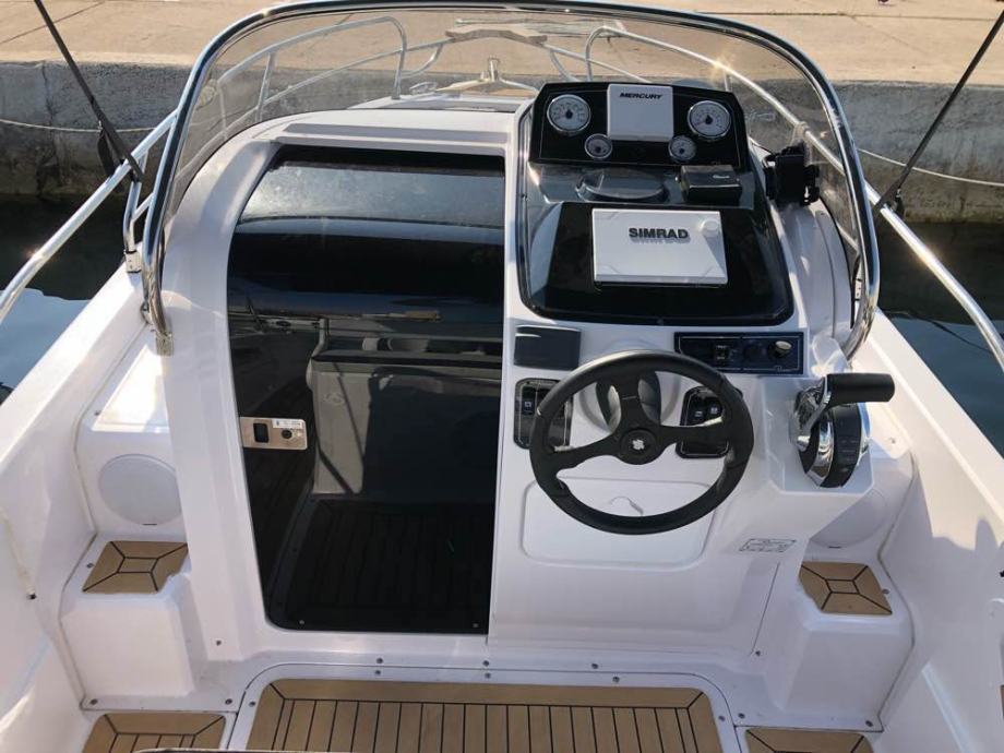 Ranieri Shadow 22 + Mercury 225 KS, novo, full oprema