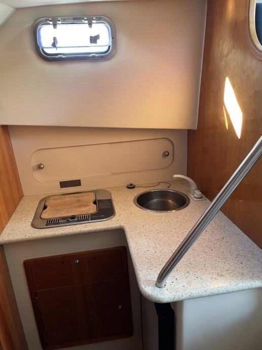 Rodman 870 Fly Sport