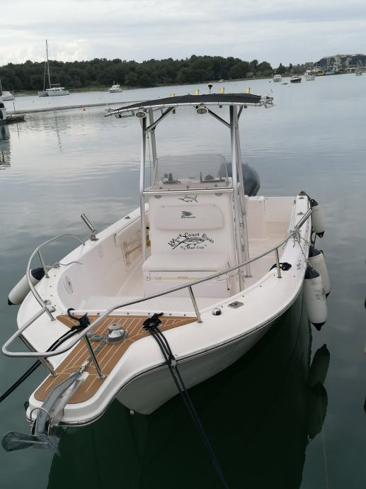 SEA FOX 23 CC + Yamaha F225 FETX