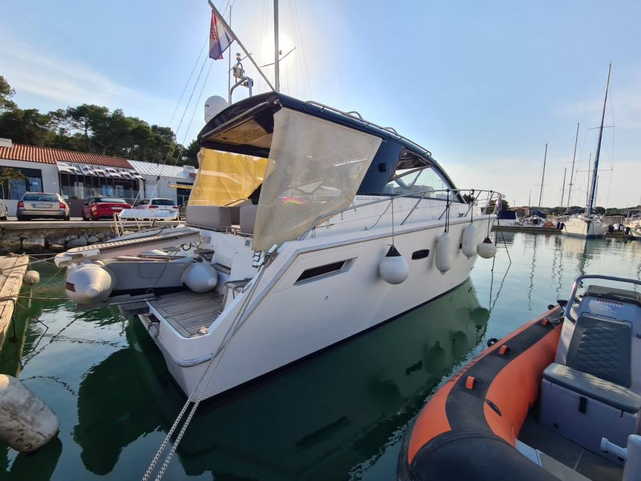 Sealine SC 35