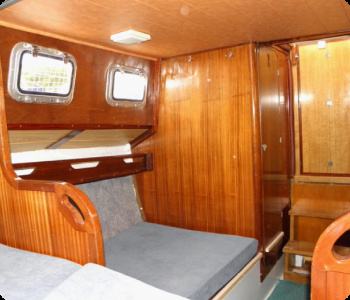 UGODNO PRODAJEM BROD ADRIA 790