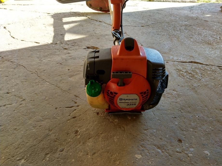 HUSQVARNA 335 R