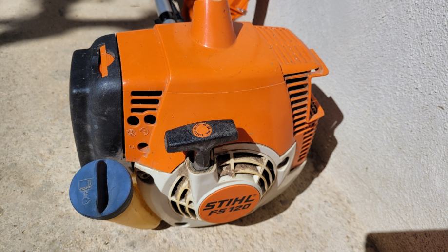Motorni trimer STIHL FS120