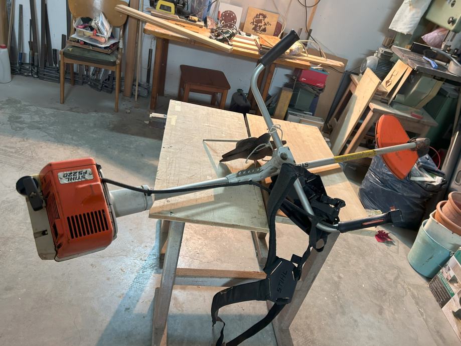 Stihl FS 220 Trimer