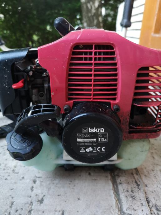 Trimer motorna kosa flakserica Iskra