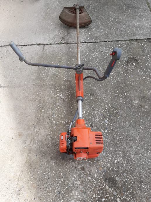 Trimer Oleo Mac 740 T