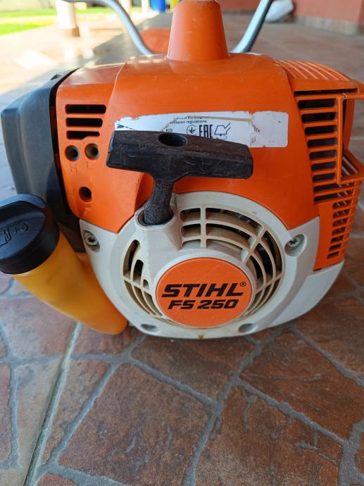 TRIMER STIHL FS 250
