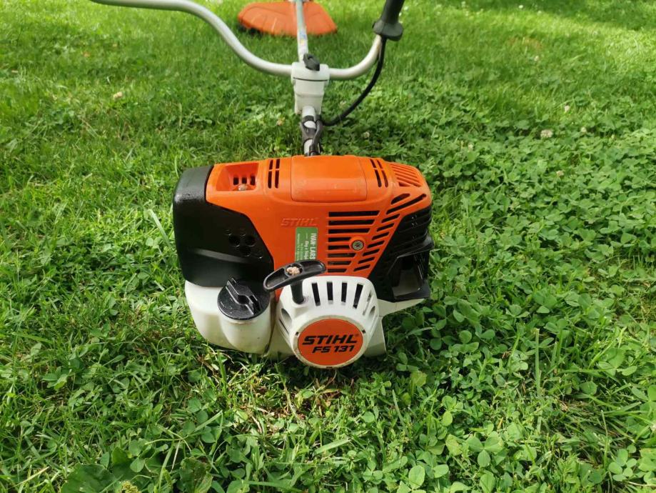 Trimer STIHL FS 131
