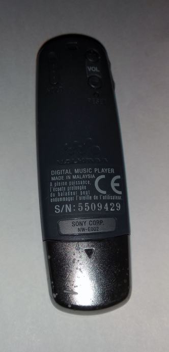 Dva usb mp3 player 256mb Sansun i 512mb Sony NW-E002