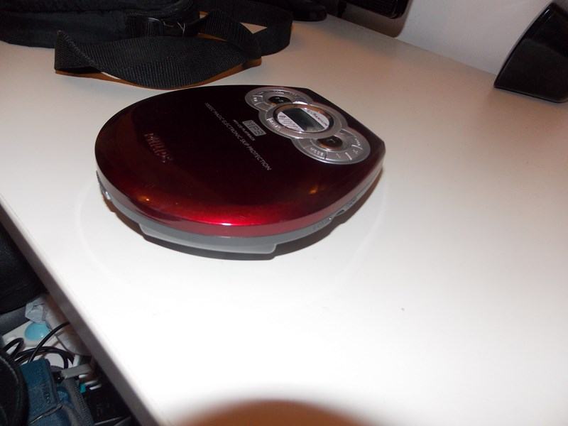 Philips eXpanium eXp320 - mp3 CD prijenosni player -discman