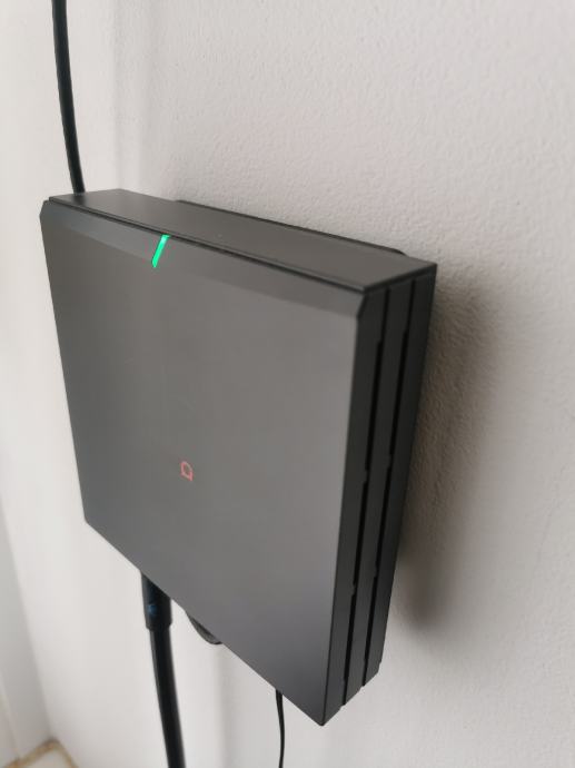 Bobcat 300 Helium miner