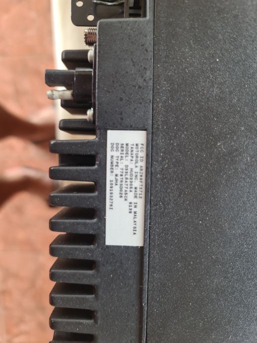 Radio MOTOROLA Radius P210 UHF i VHF, Taxi,Vatrogasci; Lovci, Airsoft