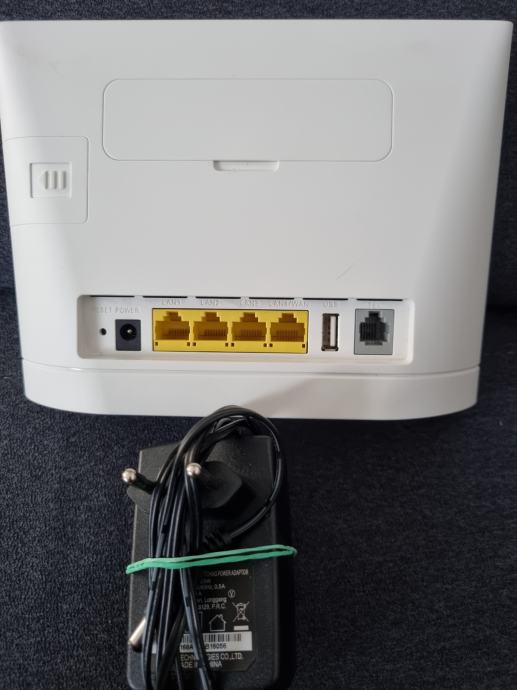 Router za bežični Tele2 internet. model B315s-22