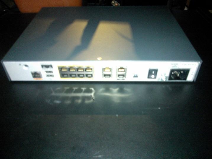 Cisco router 1812