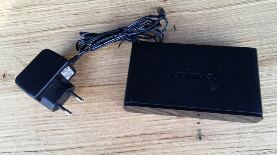 EDIMAX ES-3308P / Switch Fast Ethernet , 8 PORT _____ Sisak - Zagreb