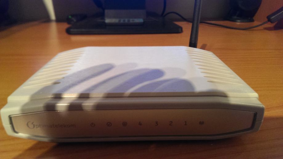 Fast 1704 Optima WLAN MODEM ROUTER sagemcom