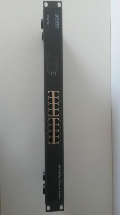 Planet switch FNSW-1601, 16x, rack mountable