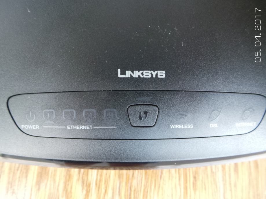 Routeri Linksys WAG160N i WAG54G2.