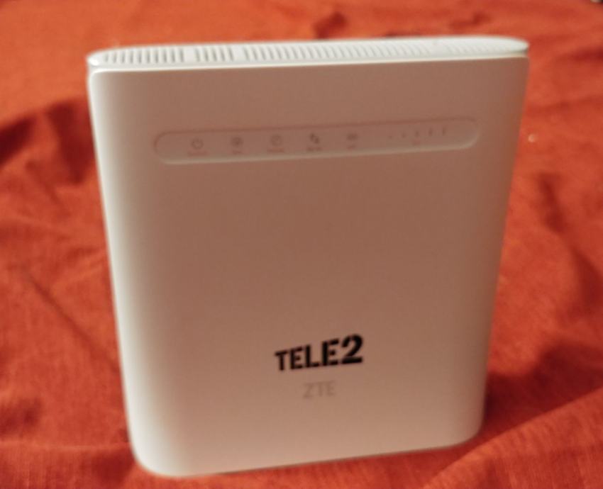 Tele2 pokućni 4G LTE router, ZTE MF286