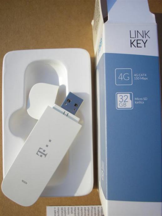Mobilni internet stick Alcatel IK40V USB 4G LTE
