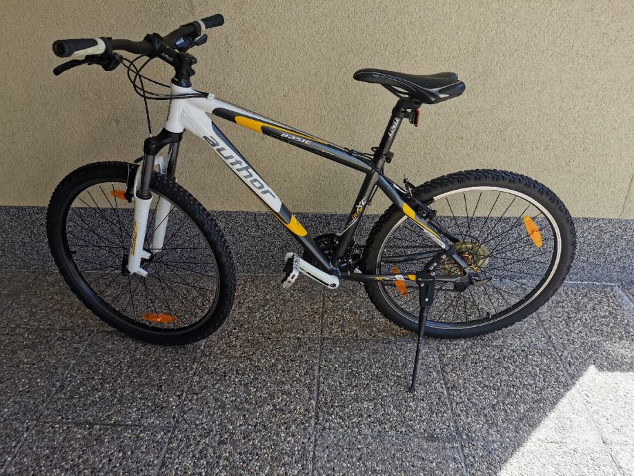26 Author Basic XC MTB Concept. 27 brzina.