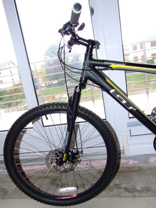Bicikl MTB GT Outpost Disc 2010 - Rijeka