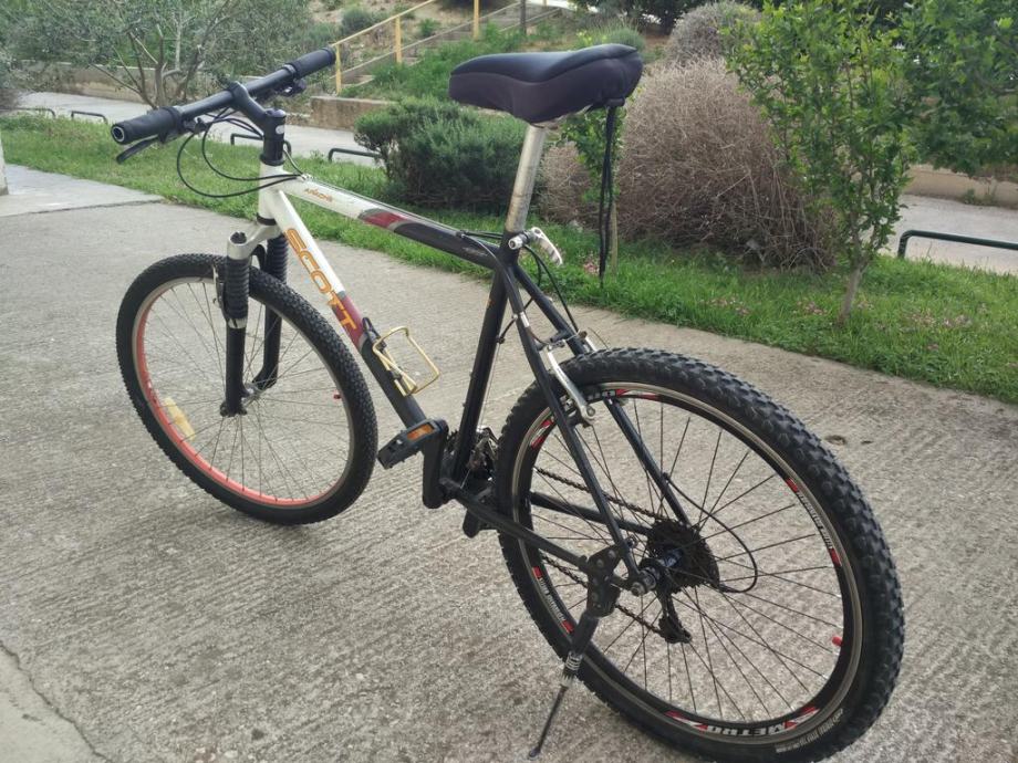 Bicikl Scott Apache 26