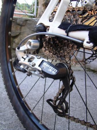 AKCIJA: Commencal SUPERNORMAL (Elixir 5, Sram X0, RS Reba)